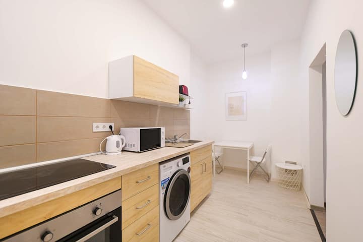 2 Bedroom Flat In Nyar Str., Boutique - Budapest