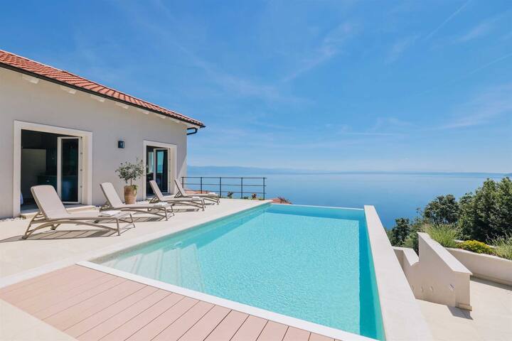 267 M² Villa ∙ 4 Schlafzimmer ∙ 8 Gäste - Mošćenička Draga