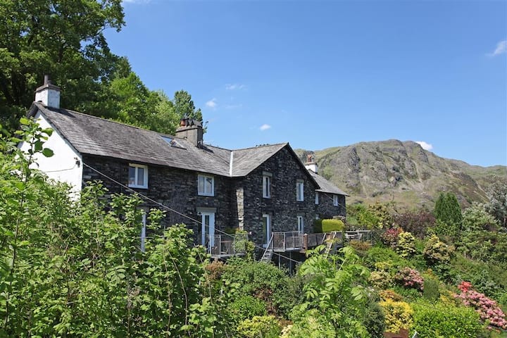 Bank Top Cottage - Coniston - Stunning Lake Views - Coniston