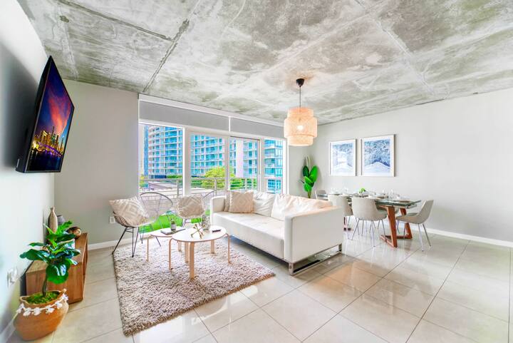 Stylish Midtown Retreat | Pool + Free Parking - Miami, FL