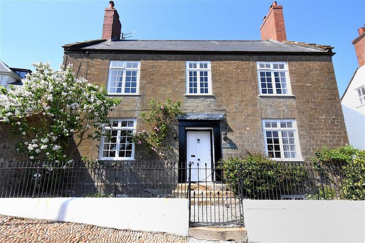 Stone House - Lyme Regis