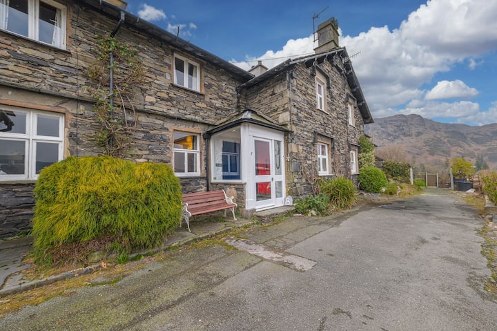 Rose Bank Cottage - Coniston - With Lake Views - Coniston