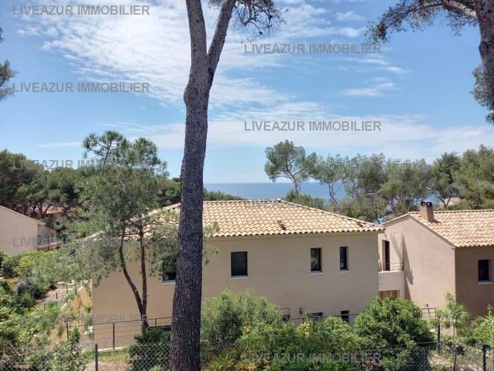 Appartement En Duplex Terrasse Proche Plage Pour 4 - Sanary-sur-Mer