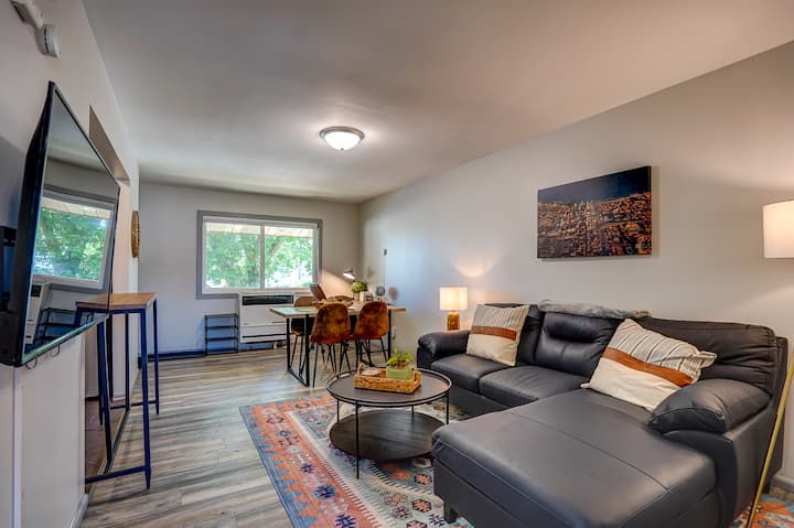 Private Entrance, Free Parking, Near Medical Cente - Brookfield, WI