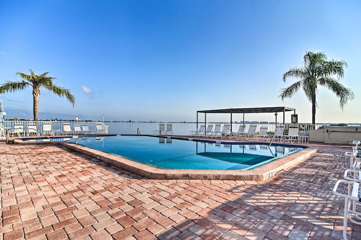 Isla Del Sol Condo ~ 2 Miles To St Pete Beach! - St. Petersburg, FL