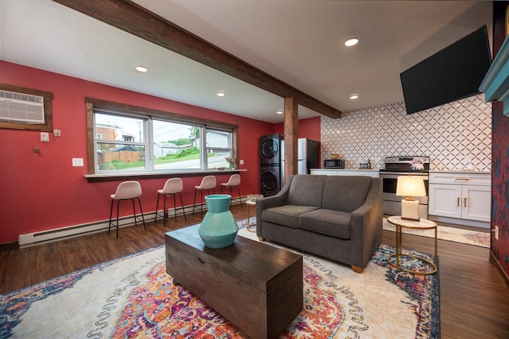 Bridal Party | Glam Room | Rooftop Patio & Arcade - Hastings, MN