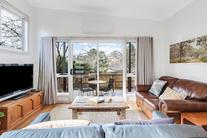 Sahaja Cottage Wentworth Falls - ブルー山脈
