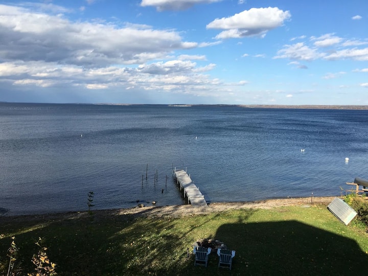 100ft Level Lakefront W Hot Tub + Walk To Brewery - Penn Yan