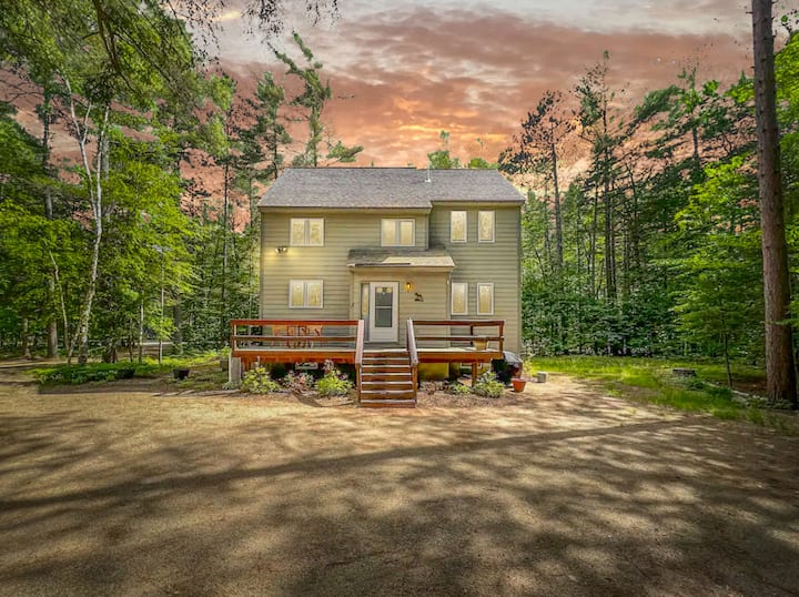Cathedral Cove | Modern, Walk To Dianas Bath! - North Conway, NH