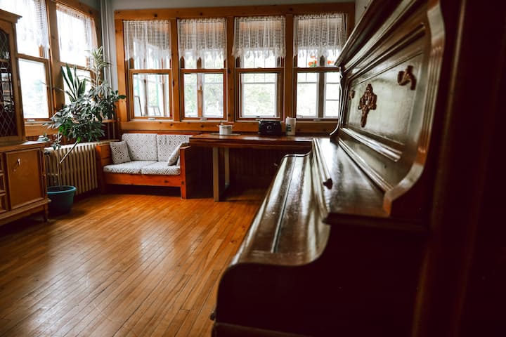 Auberge Orpailleur Chambre 202 - Val-d'Or