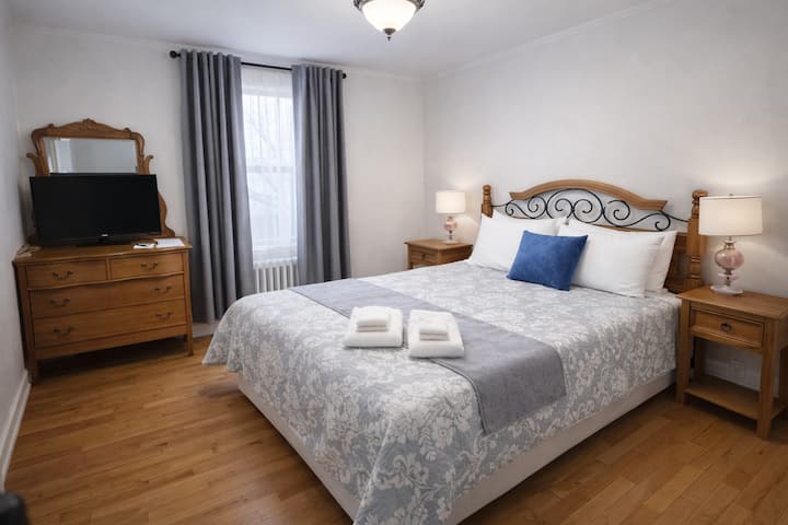 Orpailleur-202-sdb Privée - Val-d'Or