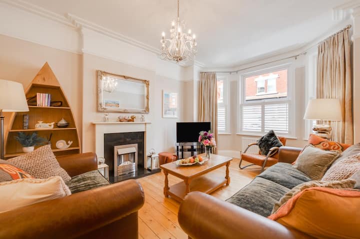 4 Bed In Whitby (Oc-w1030) - Whitby