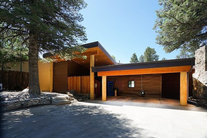 Queen Anna | Private Hot Tub, Walk To Midtown! - Ruidoso, NM