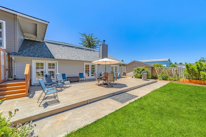 Large 3br | Fireplace | Deck | W/d - Baker Beach, Trinidad