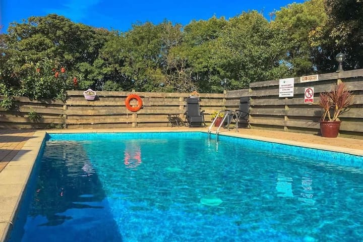 Holywell Lodge - Cornwall