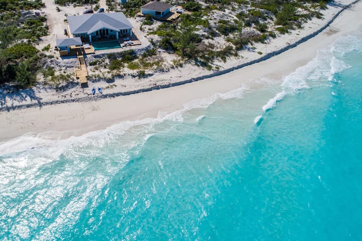 Blue Point Villa - The Bahamas