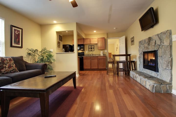 Bavarian Brook Condo 11 - Helen, GA