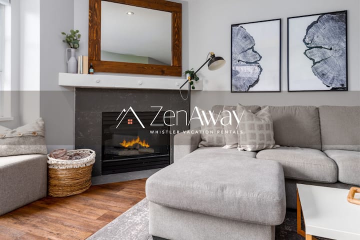 Zenaway | Village Stroll/ 1br/ Mtn Views & Hot Tub - Whistler