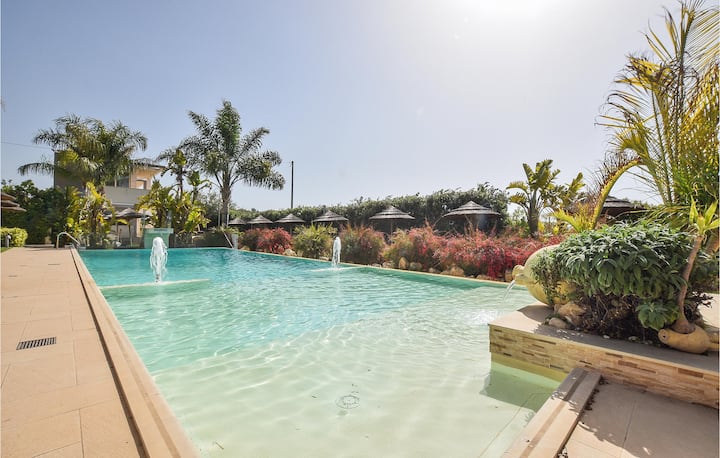 3 Bedroom Cozy Home In Pozzallo - Pozzallo