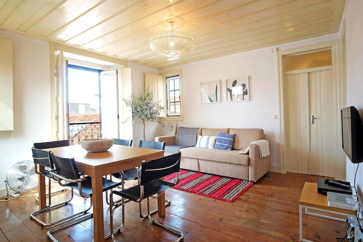 Bh4d Bright & Top View | Heart Of Lis. Bairro Alto - Lisbon