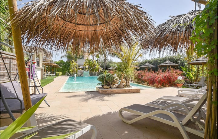 Lovely Home In Pozzallo With Kitchen - Pozzallo