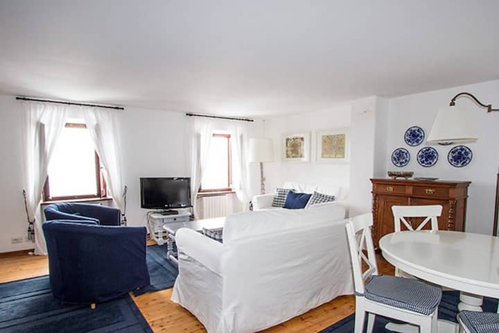 Stylish Lake Maggiore Apartment With Lake Views - Brissago