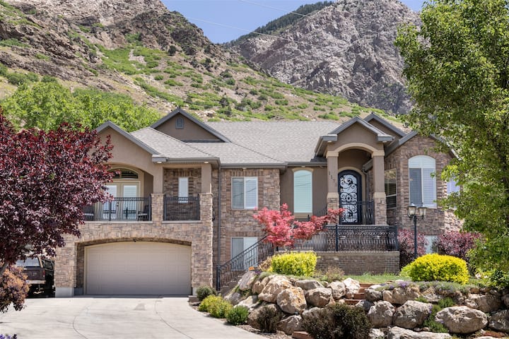 Majestic Home W/private Hot Tub + Incredible Views - Ogden, UT