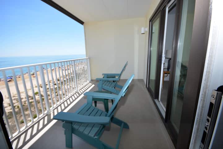 Ocean Place 514 Direct Ocean Front With A Pool - Fenwick Island, DE