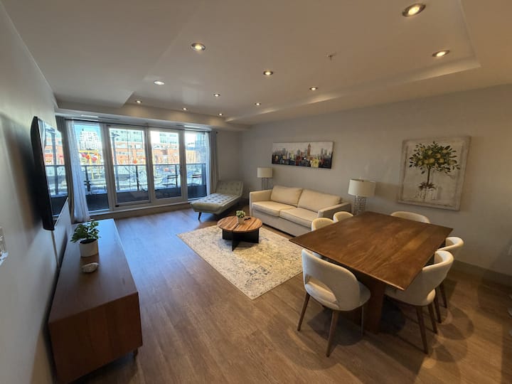 Lovely 2bed, 2bath With Balcony Downtown Halifax - Halifax, NS, Canadá