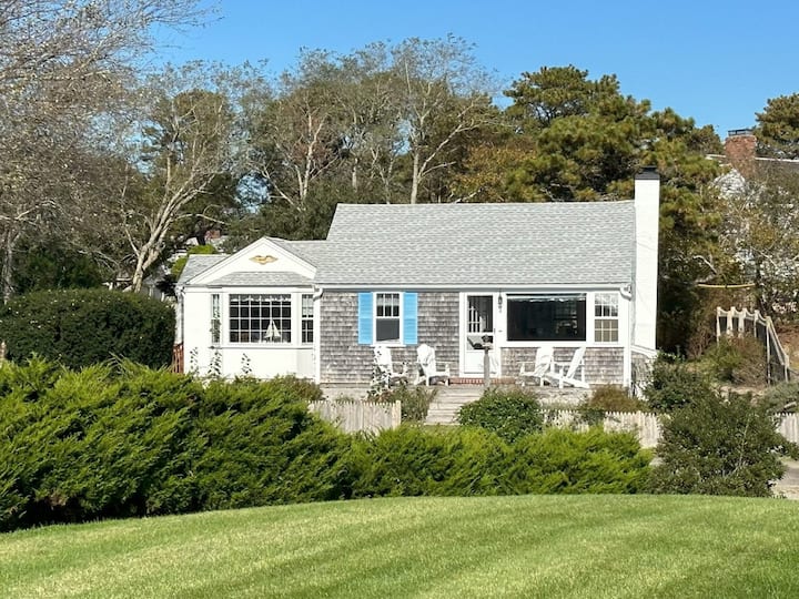 Oceanview 3br Cottage Across From Pleasant Beach! - Harwich, MA