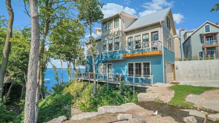 Waterfall Lakehouse Lake Views! June Specials - Disney, OK