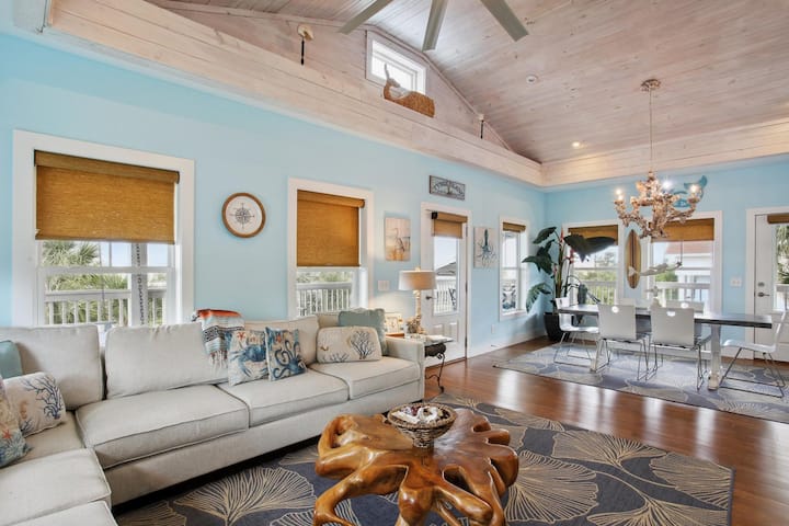 Pool! Spacious Home, Sleeps 8 & 2 Dogs Allowed! - Tybee Island, GA