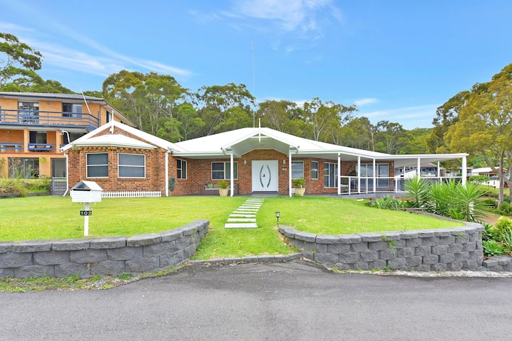 Lake Daze At Coal Point - Lakeviews, Pool - Waratah