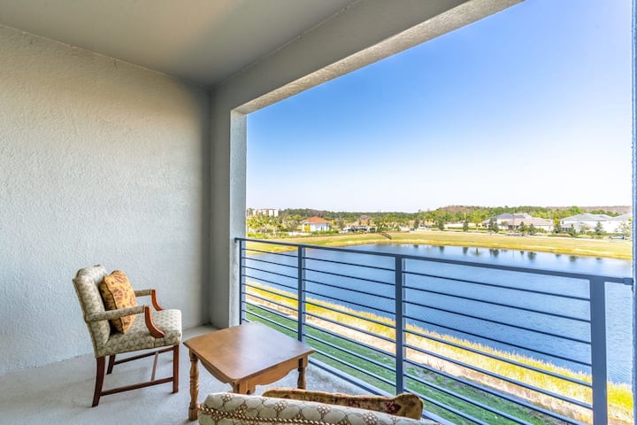 Private Lake View Balcony In Storey Lake Resort - Gatorland, Orlando