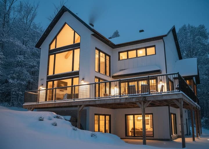 Spa Et Vue Incroyable | Chalet Oasis - Quebec