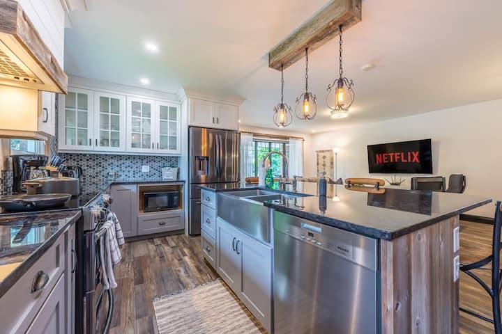 Stunning 4bd Home Near Sunset Beach - Patio - Bbq - Niagara-on-the-Lake