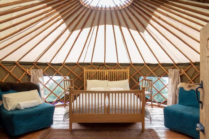 Cherry Yurt - Fort George