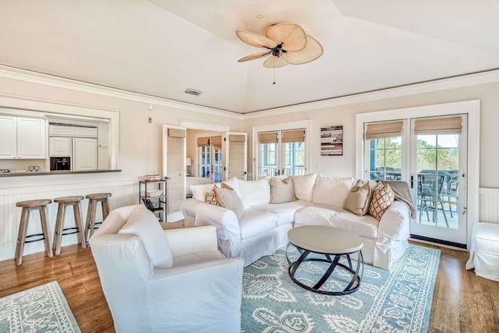 Lighthouse Loft - Grayton Beach, FL