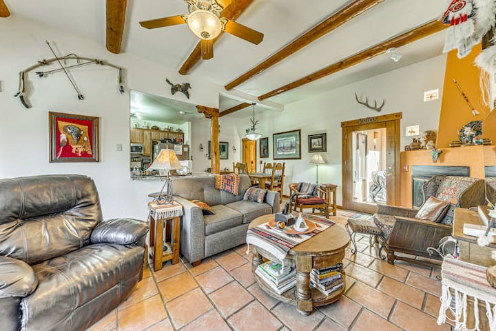 Comfy 'Aspen Ridge' Home ~ 3 Mi To Ski Lifts - Cloudcroft, NM