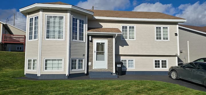 Lovely 2-bedroom In St. John's Nl - Paradise