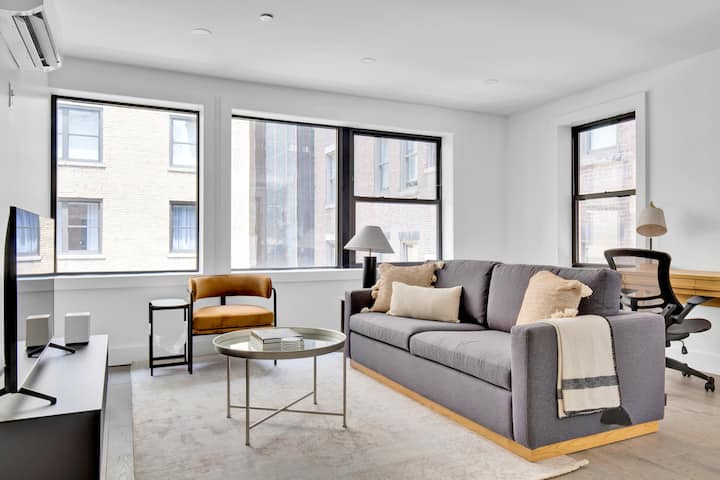 Blueground | Uws, W/d & Deck, Nr Central Park - Washington Heights, NY