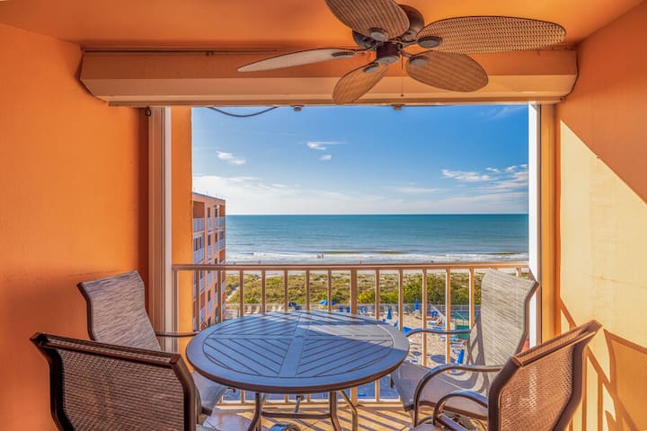 Reef Club 507: Gulf-front Elegance & Heated Pool - Indian Rocks Beach, FL