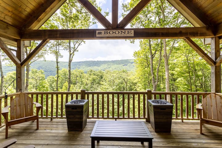 Pet-friendly Mountain Home With Hot Tub - Caroline du Nord