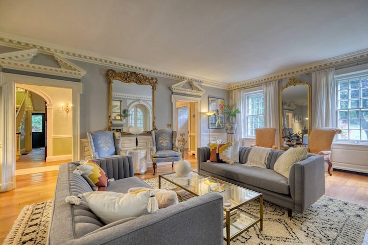 Grand Berkshire Manor By Evergreen Home - Pittsfield State Forest, Pittsfield