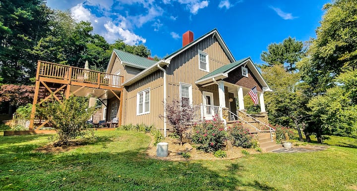 Memorial Day Avail Walnut Hill Estate -Walk To West Jefferson - West Jefferson