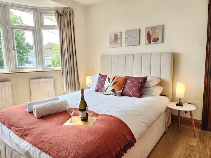 Stylish 3-bedroom House With Big Garden & Parking - Oxford