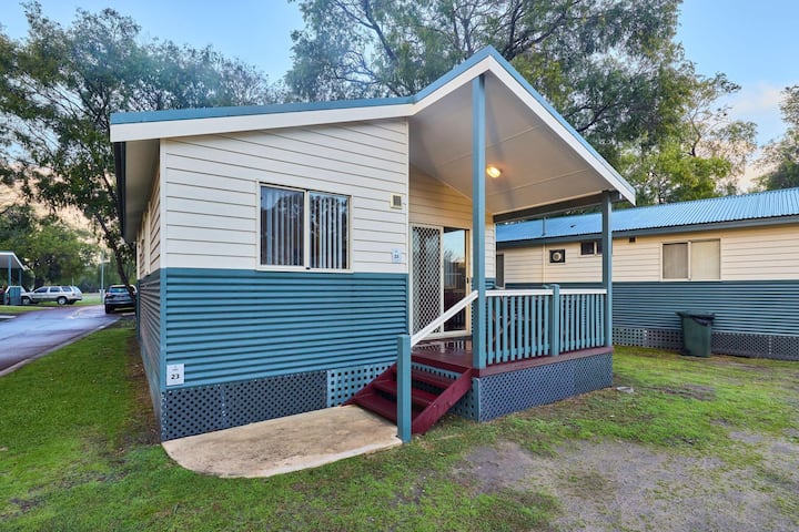 Two Bedroom Family Cabin - Dunsborough
