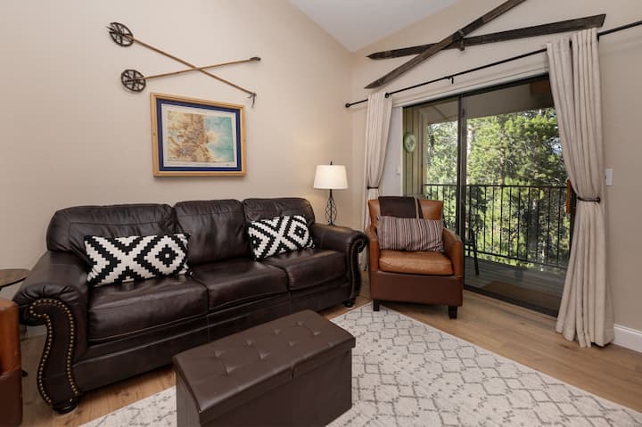 Hiking Trails - Free Bus - Pool, Hot Tub, Sauna - Winter Park, CO