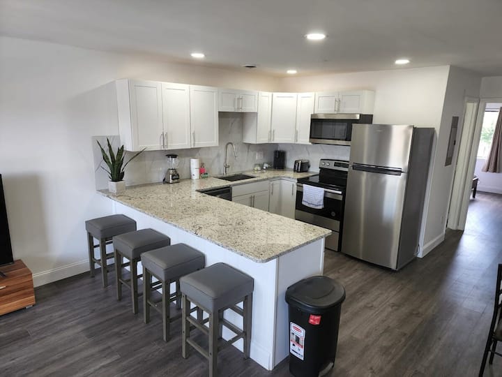 Golf Colony Amazing Condo With Pool - Surfside Beach, SC