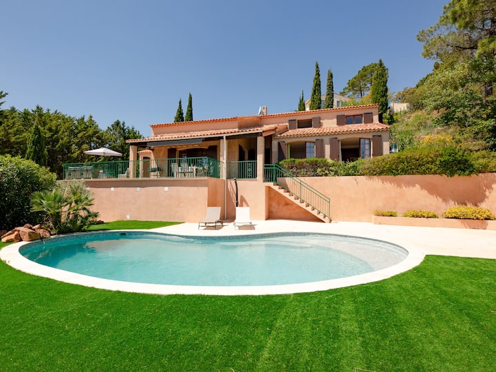 175 M² Ferienhaus ∙ 3 Schlafzimmer ∙ 8 Gäste - Saint-Raphaël